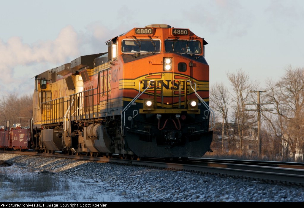 BNSF 4880